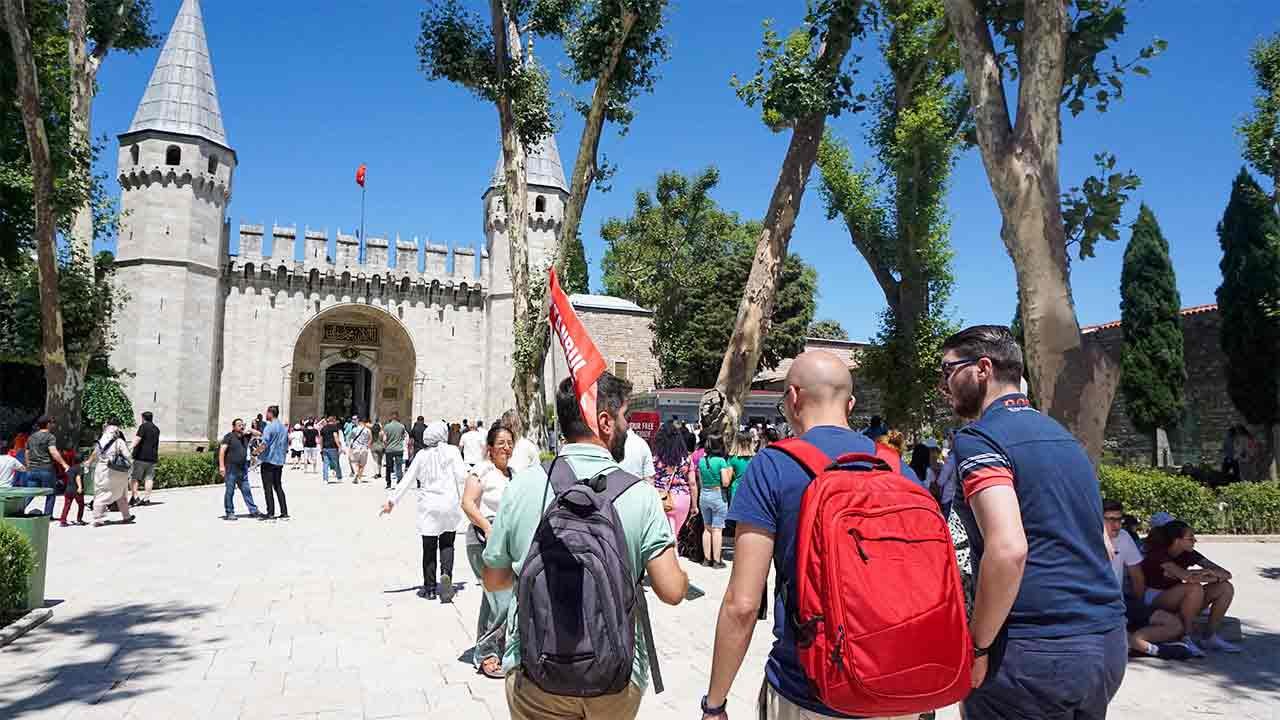 Topkapi Palace Museum Tickets & Tour Prices 2023